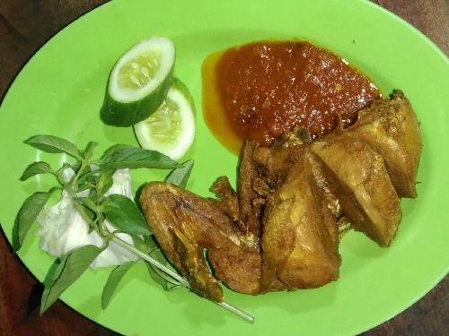 Pecel Lele Edgar Tulen (88), Kp.Sumur Bandung Kec. Jayanti - GoFood