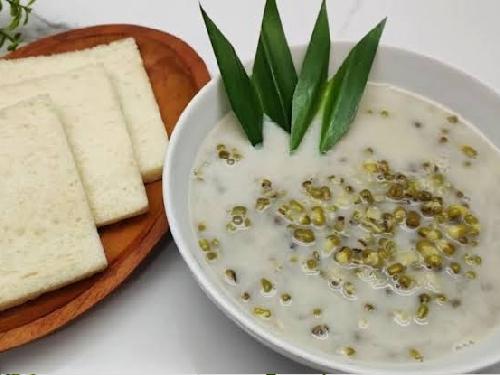 Roti Bakar, Bubur Kacang Ijo & Bubur Ayam Chikam, Depan Masjid Albaidho ...