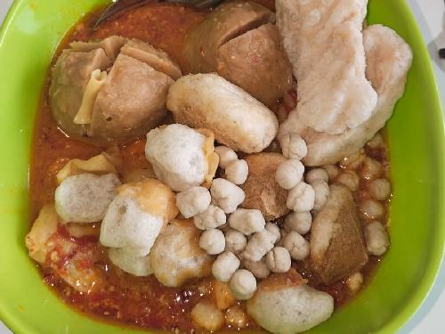 Seblak Mewek Prasmanan Khas Bandung, Jalan Raya Wiroditan - GoFood
