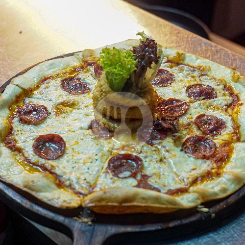 Shamrock Kitchen & Bar, Tebet - GoFood