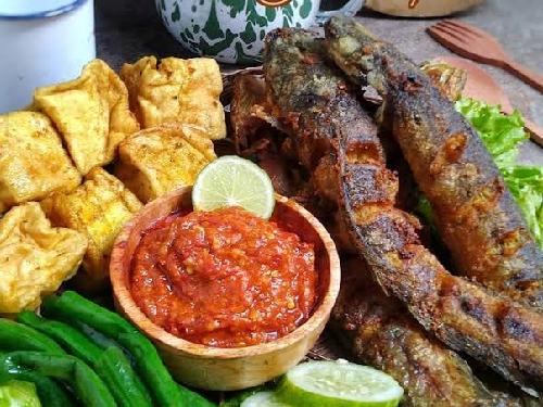 Lele Bakar Pakdhe Mangir - GoFood