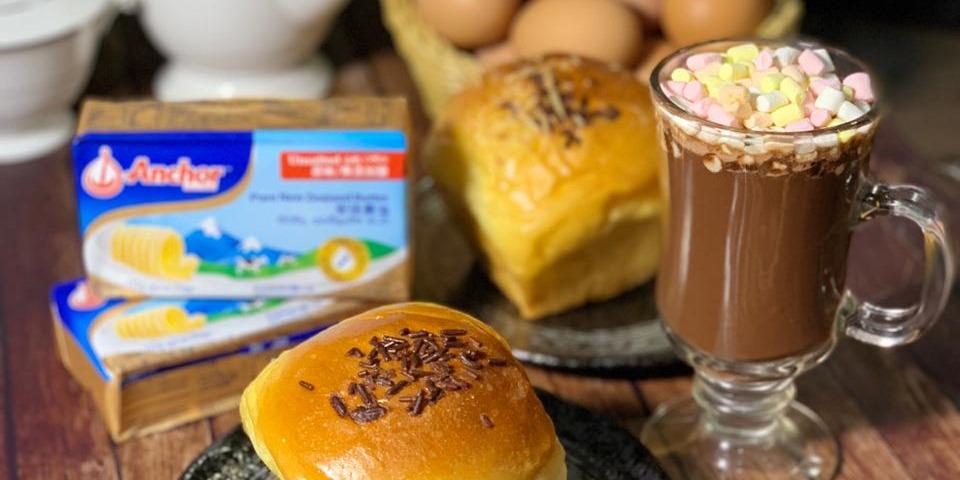 Hikaru Bakehouse&Bluder Susu Jogja, Colombo Samirono - GoFood