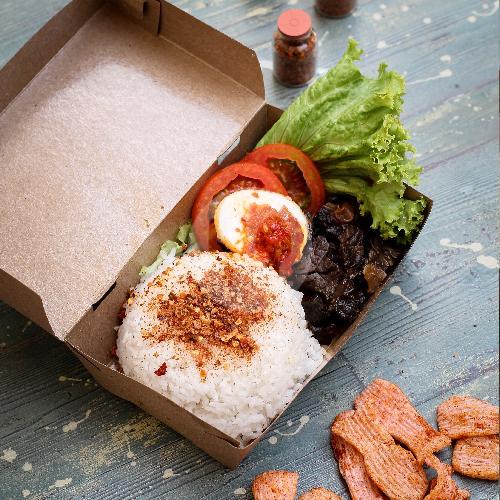 Nasi Pedas Maicih Paru Bacem Goreng