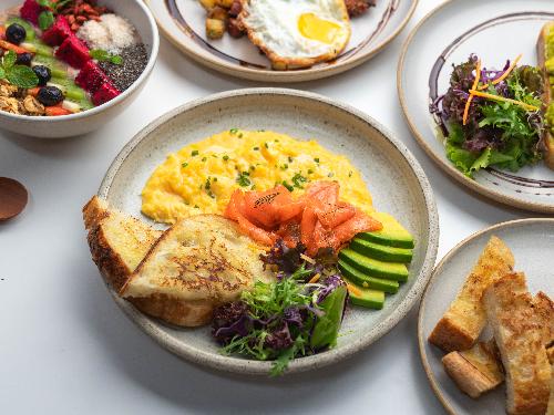 Eastman Cafe, Tri Lomba Juang - GoFood