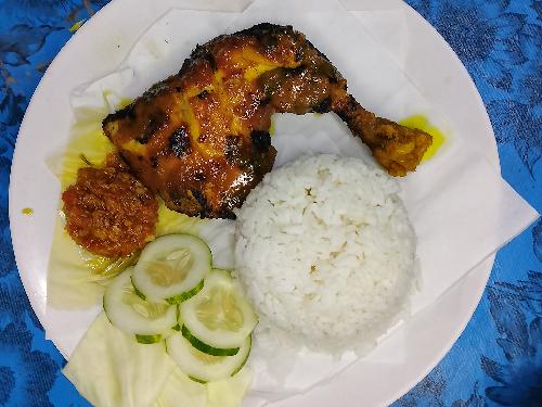 Ayam Bakar Dapur Galih, Lingkar Asri Jalan Delima 1 - GoFood