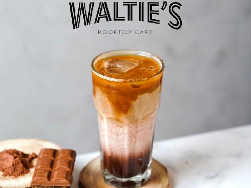 Waltie's Rooftop Cafe, Jl. Paus No. 1 - GoFood