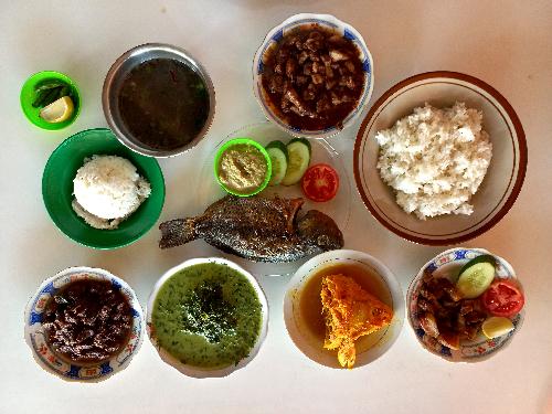 Rm.Khas Batak ROBEMA, Kelurahan Syahmad - GoFood