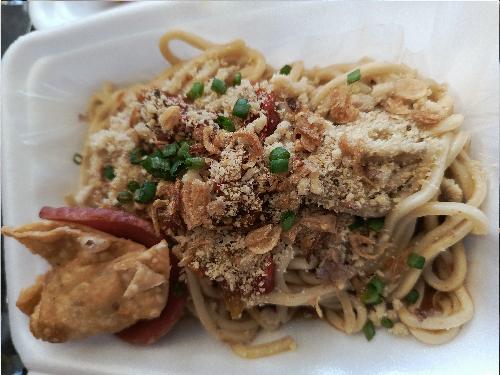 Mie Huwaahh 2, Wisma Ababil 2 Blok D2- 7 - GoFood