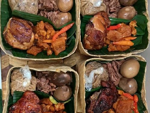 Nasi Gudeg Dan Ayam Goreng, Buah Batu Kota Bandung - GoFood