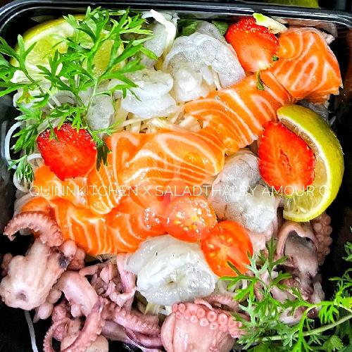 Quinn Kitchen x SaladThai By Amour Q, Kelapa Gading - GoFood