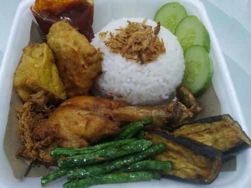PECEL AYAM SABANA LAMAK, Bypass Pisang, Jl.Lubuk Gajah - GoFood