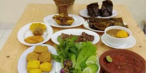 RM Sunda Ibu Haji Ciganea, Cikarang - GoFood