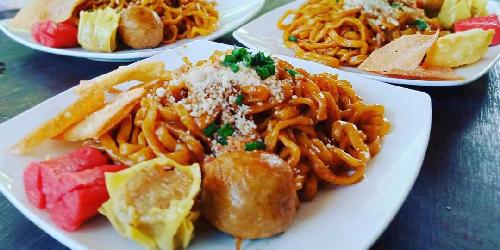 Naomisiren, Sepanjang Raya - GoFood