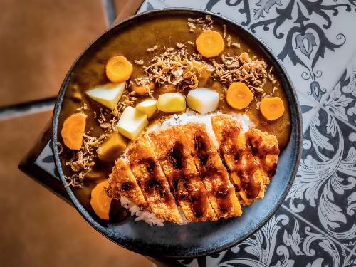 Goro Goro Cafe & Kitchen, Bypass Ngurah Rai - GoFood