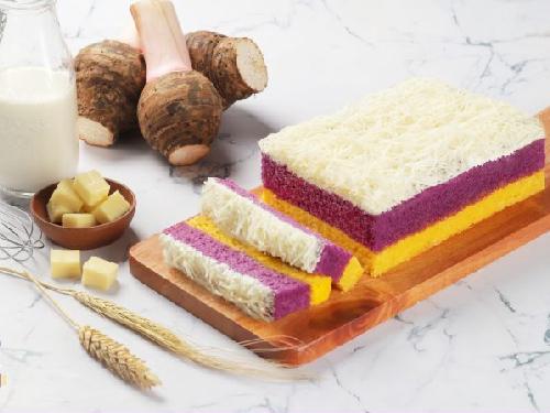 Lapis Talas Bogor Dhenna Cake, Puri Araya Cikampak Bogor - GoFood