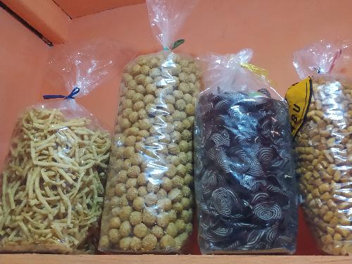 Kue & Snack Kiloan, Gojali - GoFood