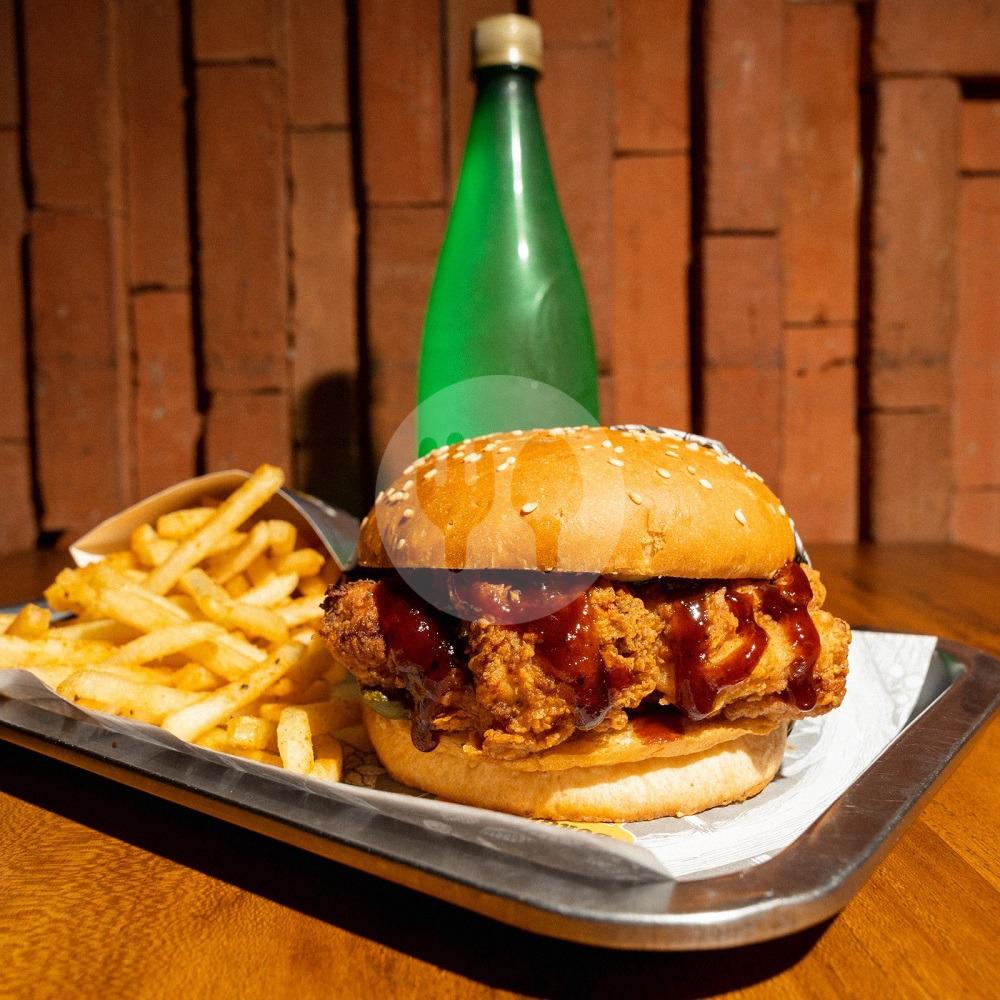 Lawless Burgerbar, Menteng - GoFood