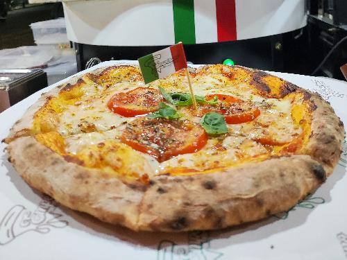 Emperano Pizza, Cikuray Street Food, Gatsu
