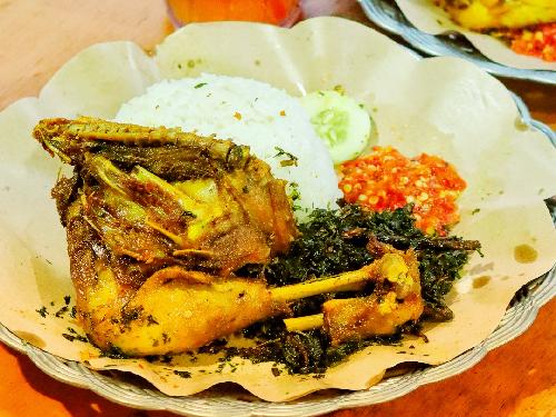 Ayam Bebek Ganja Mas Iyok, Dpn AnggurJl Jendral Suprapto - GoFood