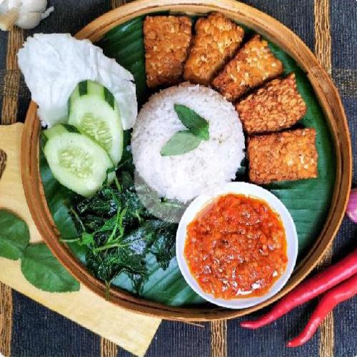 Penyetan Pedas Sambal Nyokot Tahu Tempe AyamBebek, Simokerto - GoFood