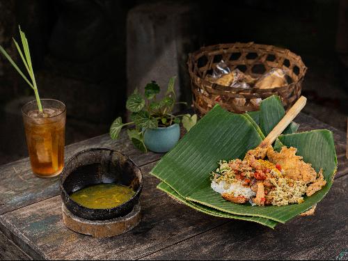Nasi Tekor Bali, Desa Kertalangu - GoFood