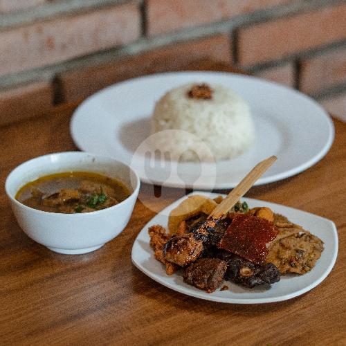 Babi Guling Depot Betty - GoFood