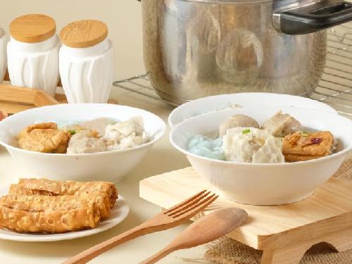 Bakso Pak Djo Petra Manyar Surabaya, Setiabudi - GoFood