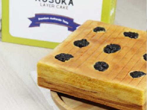 Kusuka Layer Cake, Penuin - GoFood