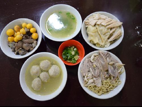 Bakmi Asui Cempaka Putih, seberang universitas yarsi - GoFood