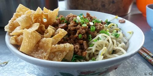 Mie Pangsit Ayam ETE, Teluk Betung - GoFood