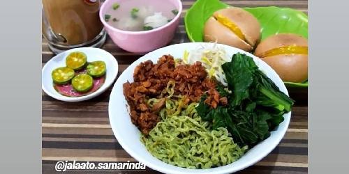 Jalaato Mie Ayam Dan Mantao@warkop Cangkir, Samarinda Kota - GoFood