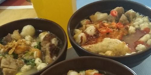 Bakso aci gimbal dan pangsit dowerr, kayyu manis - GoFood