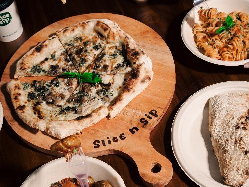 Slice N Sip - GoFood