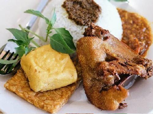 Alzam Seafood Pecel Lele Ayam Bebek, A H Nasution - GoFood