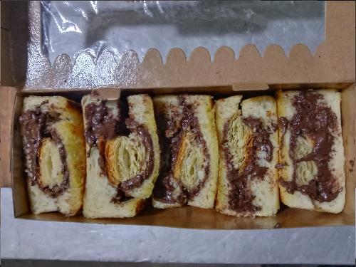 Roti Bakar Puff Pastry Pakjo, Way Hitam - GoFood