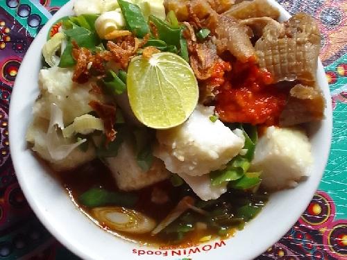 Lontong Kikil Kaki/Tunjang Sapi, Depan Toko DONITENI Patukan - GoFood