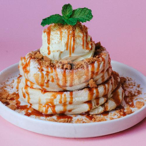 POM, Souffle & Waffle, Pertokoan Investama - GoFood