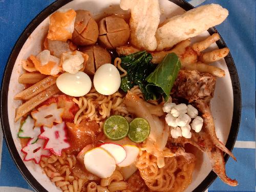 Seblak prasmanan Nok Lulut,Griya Alam Sentosa Blok F28 Nomor 12A(Depan ...