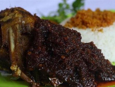 Nasi bebek dan ayam khas madura 77, Jalan mandor demong - GoFood