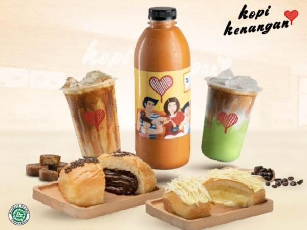 Kopi Kenangan x Cerita Roti x Kenangan Manis, Transmart Cempaka Putih ...