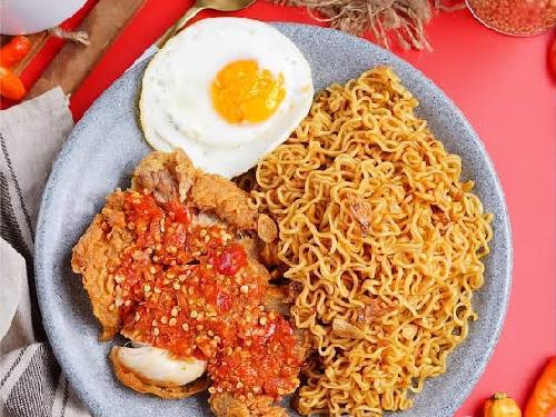 Ayam Geprek Dapoer Umi, Cp3 Blok D No 15 - GoFood
