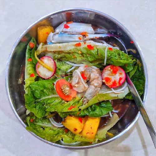 Quinn Kitchen x SaladThai By Amour Q, Kelapa Gading - GoFood