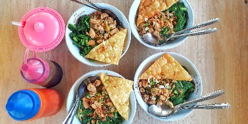 Mie Ayam Tunggalrasa Pak Rofiq - Tembokrejo, KH Mansur - GoFood