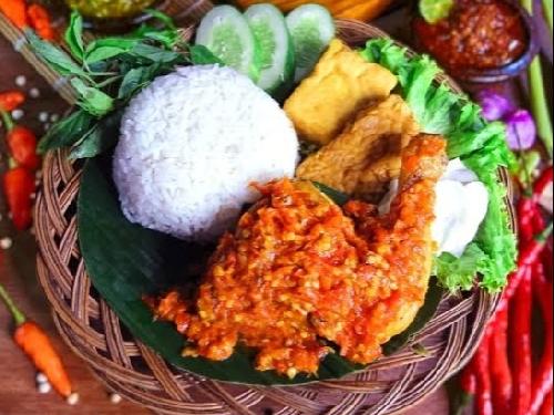 Juragan Ayam Geprek, Penyet & Seafood Pasar 7 - GoFood