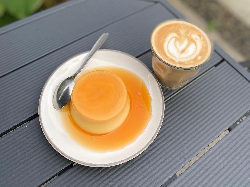 MOMI Pudding & Kopi, Graha Timur - GoFood