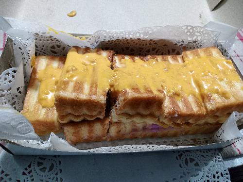Roti Bakar Ganda Ria , Stadion Taruna Sragen - GoFood