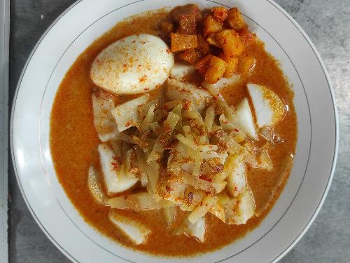 Lontong Sayur & Iwak Pitik Gedong Batu Semarang, Pasar Cikereteg - GoFood