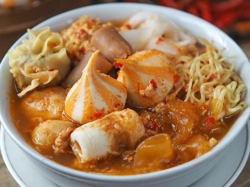 Seblak Ayam Goreng Sambal Ijo Mama Zaki,Jl. Dahlia 9 - GoFood