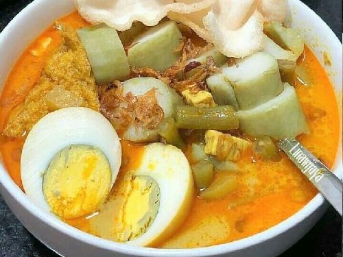 Soto Ayam Dan Lontong Sayur Mas Bowo, Jl Swadaya No. 5 - GoFood