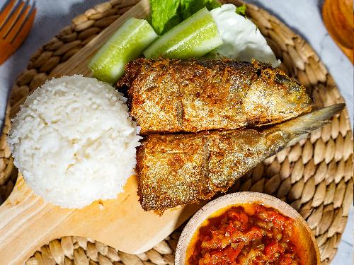 Bandeng Presto isi Khas Gunung Kidul, Graha Raya - GoFood